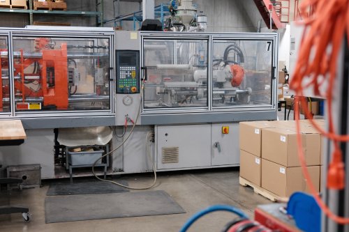 Custom Plastic Injection Molding - Harbor Plastics